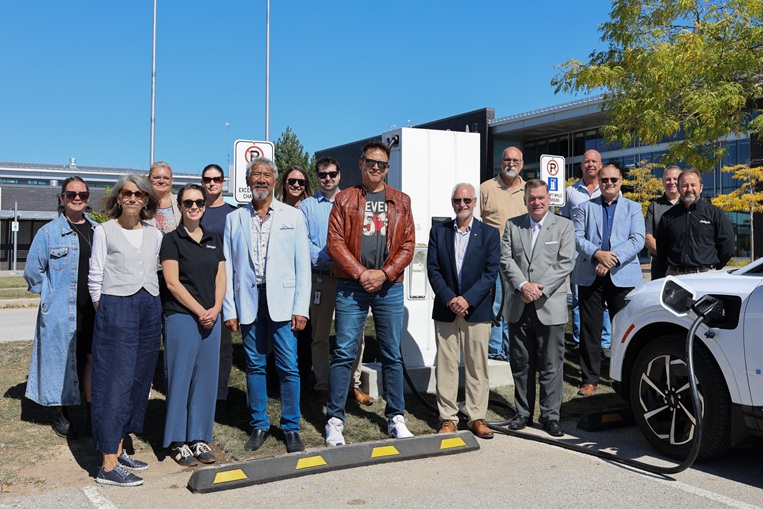 Clarington gets its first fast charger + 13 new charging sites - Durham ...